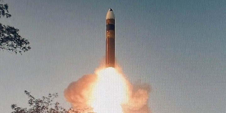 An Agni-5 missile equipped with MIRV technology | Current Affairs ...
